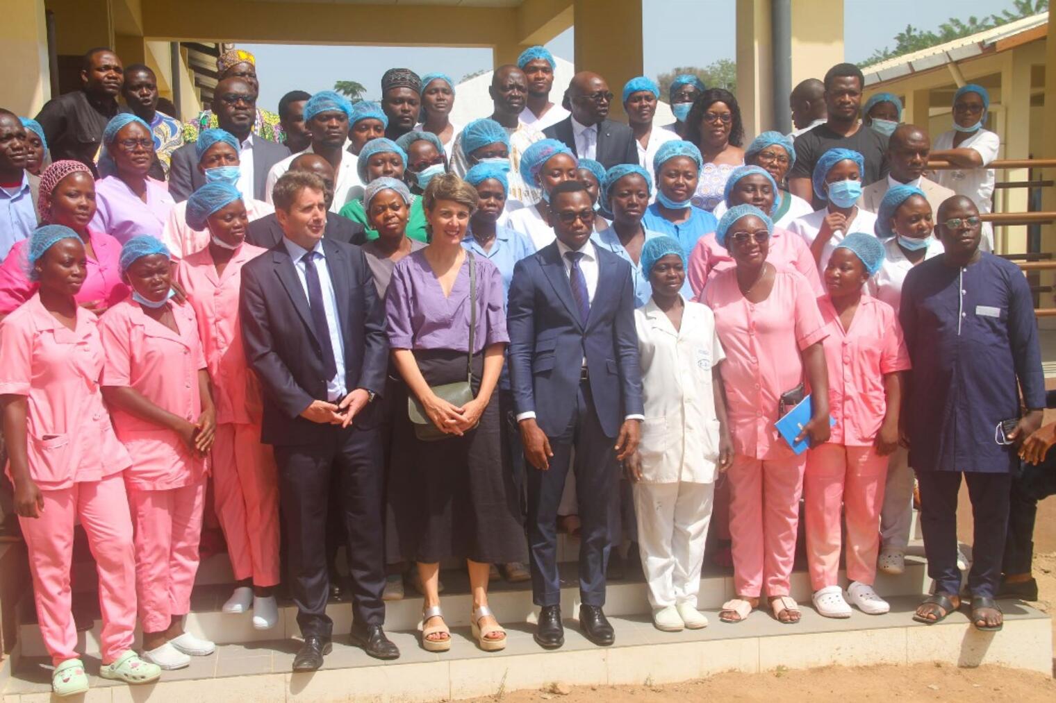 Le Centre hospitalier international de Calavi (CHIC) recrute : postulez ...