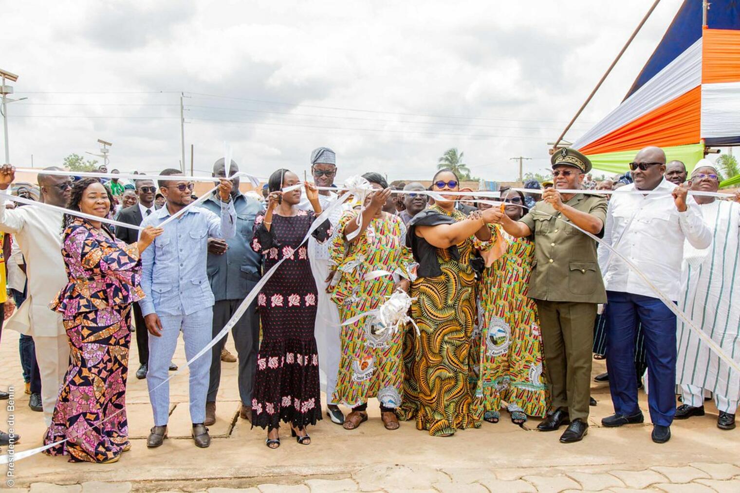 Inauguration du nouveau marché moderne régional de Houègbo : Une ...