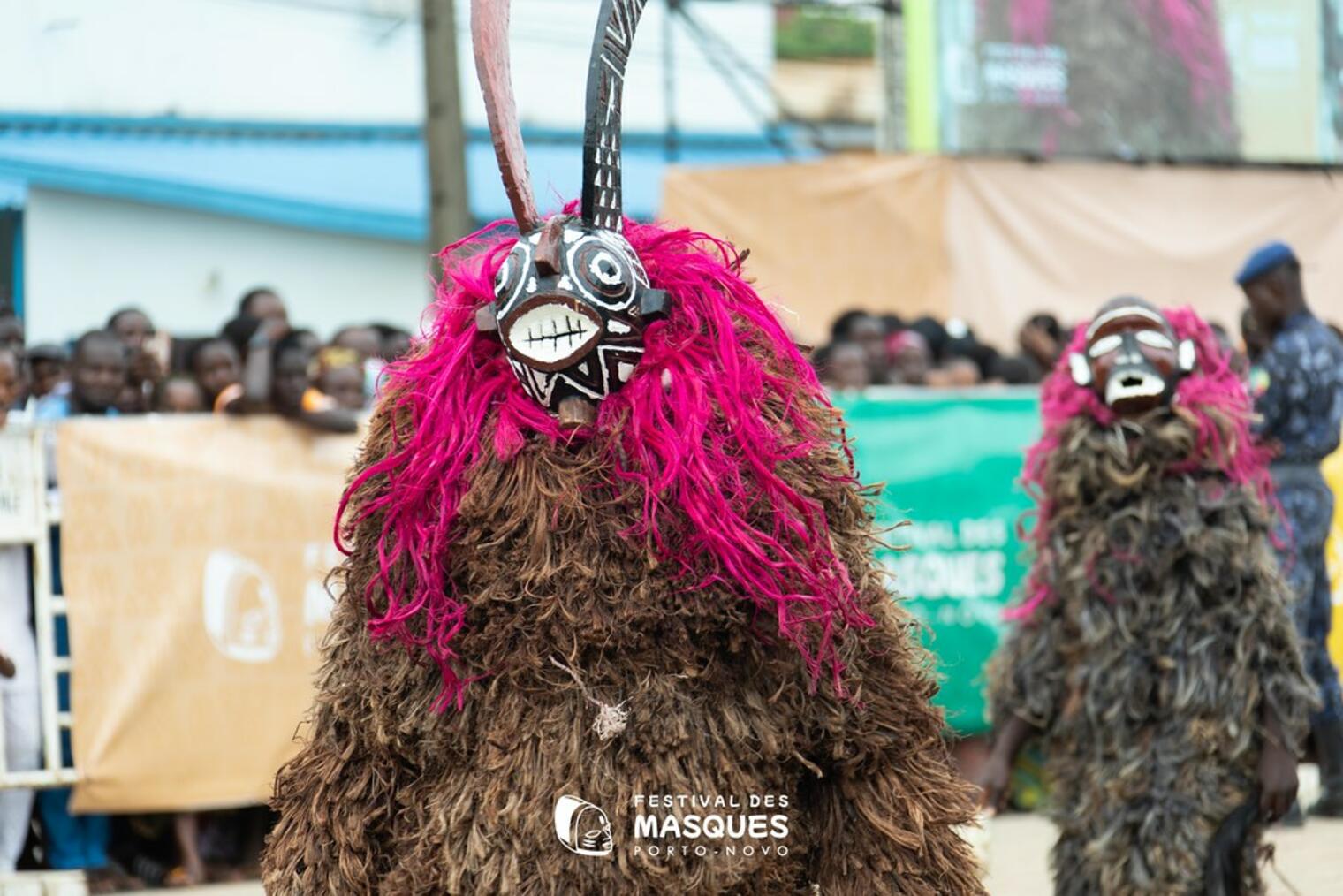 Le Festival des Masques ancre davantage Porto-Novo sur la carte ...