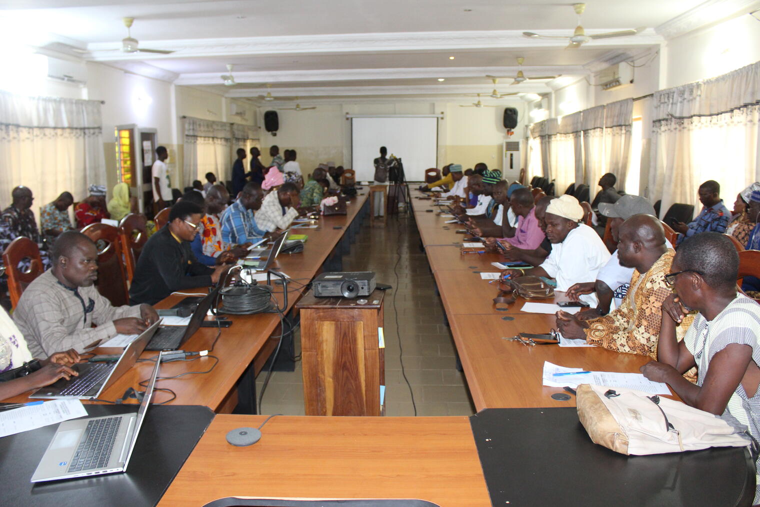 Réforme structurelle du secteur de la décentralisation au Bénin : Les ...