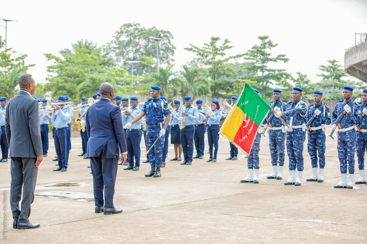 Sécurisation des personnes et des biens au Bénin : 710 nouveaux agents ...