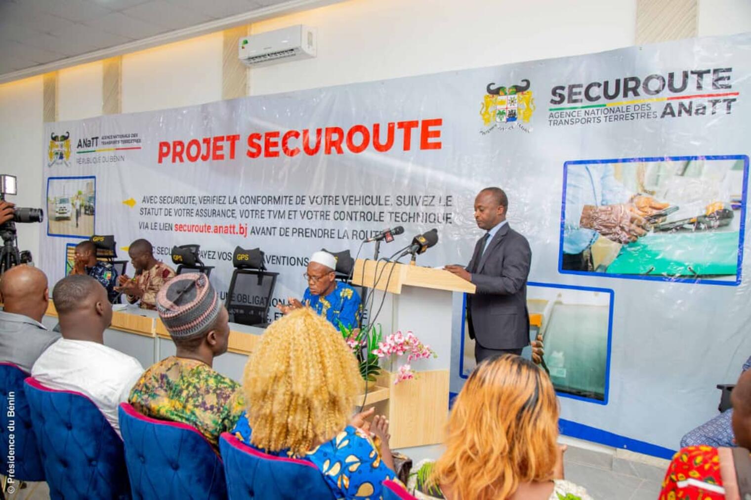 Projet SECUROUTE : L'ANaTT en campagne de sensibilisation à Parakou | Gouvernement de la ...