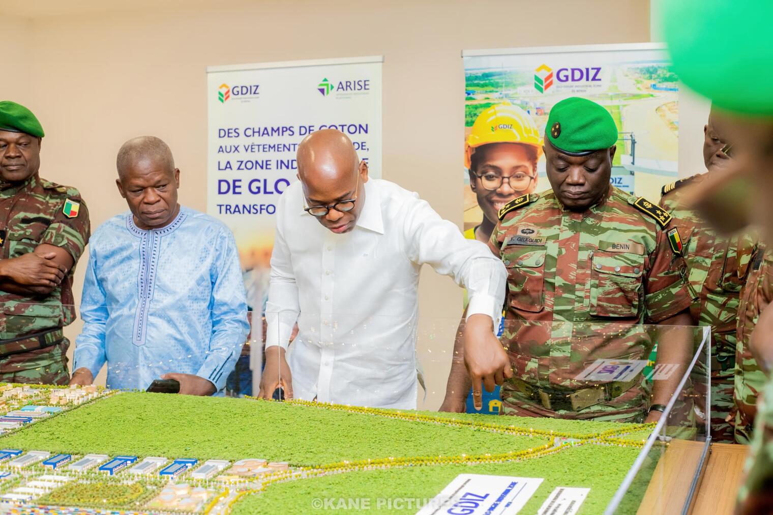 Coopération militaire entre le Bénin et la France : Faire monter en ...