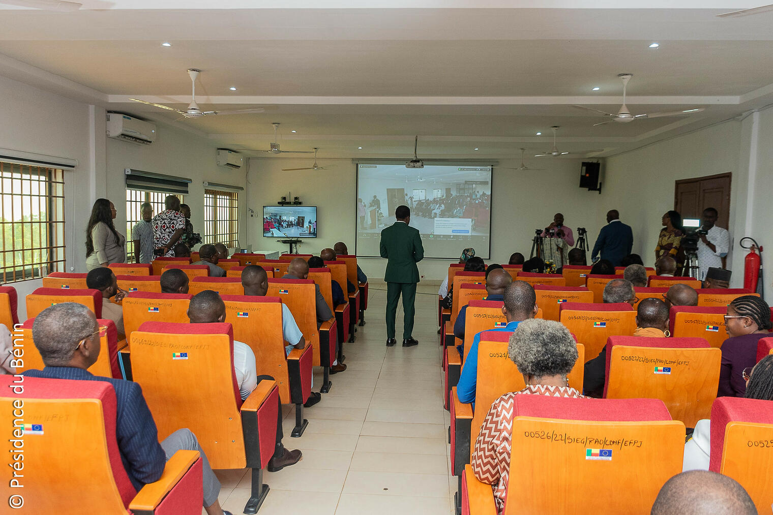 Nouveaux services à l'ANIP : La plateforme e-services.anip.bj désormais ...