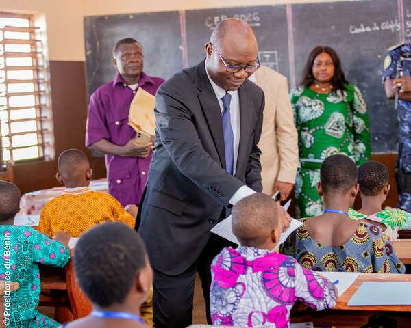 CEP 2026 : Le Ministre Armand Kuyema NATTA donne le coup d’envoi des ...